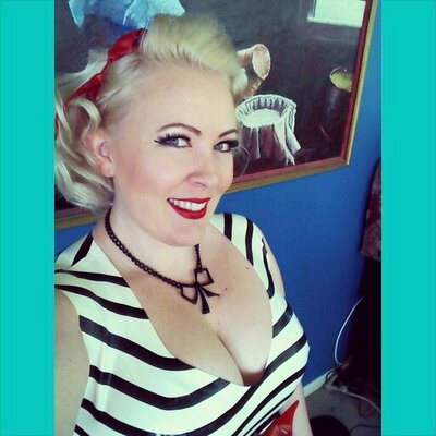 Nicole Simone Plus Size Model