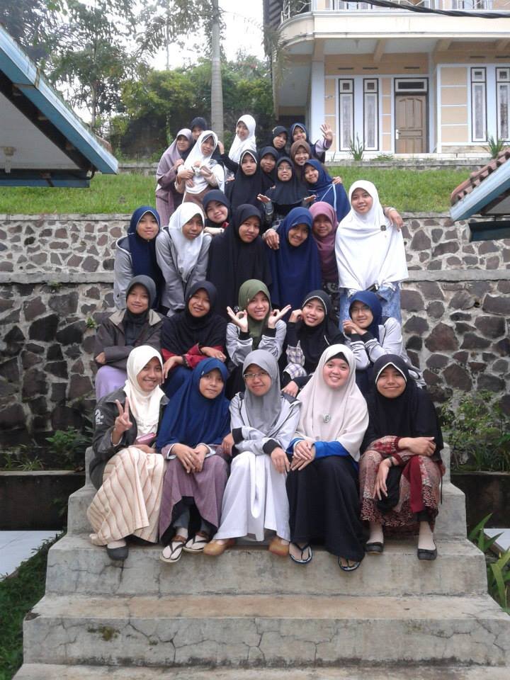 Salma Qurota A'yun (@Qurotaayuun) | Twitter