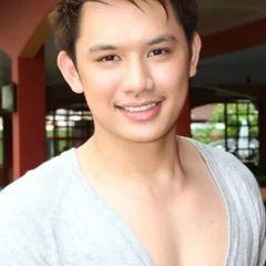 Allen Ong's Instagram, Twitter & Facebook on IDCrawl