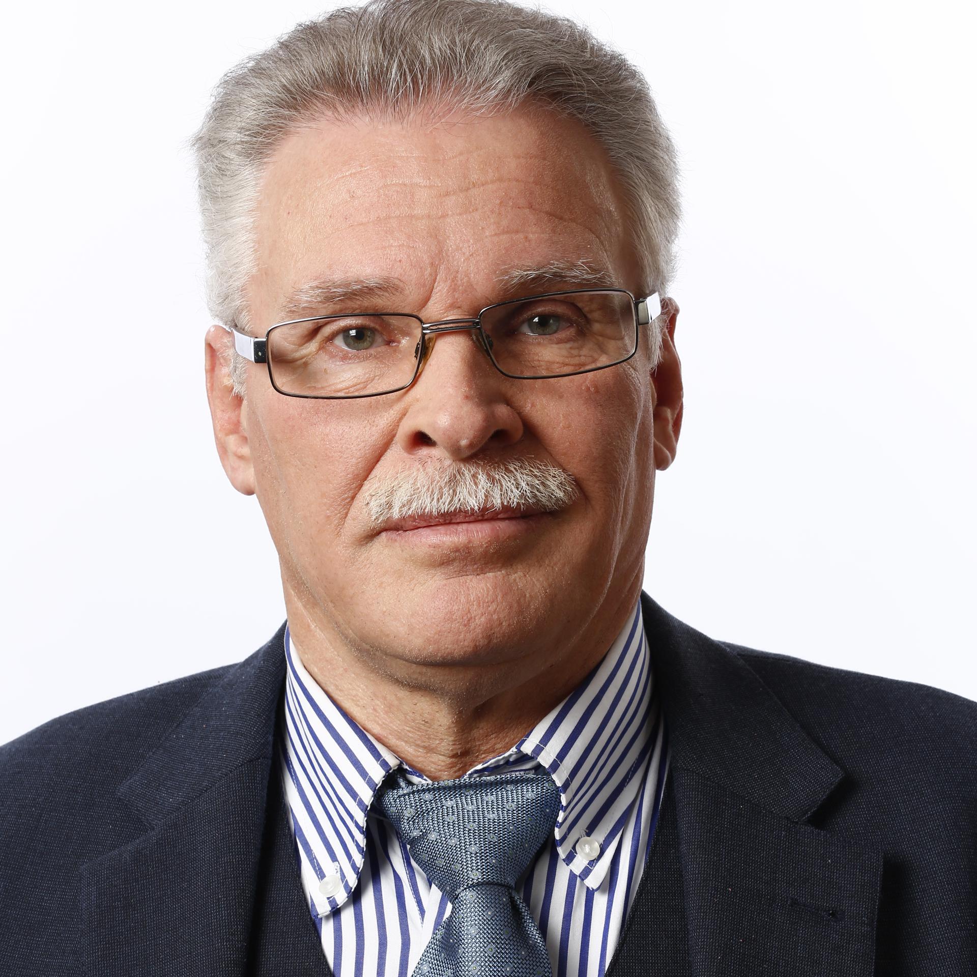 Klaus Wiegand (@klausmwiegand) | Twitter