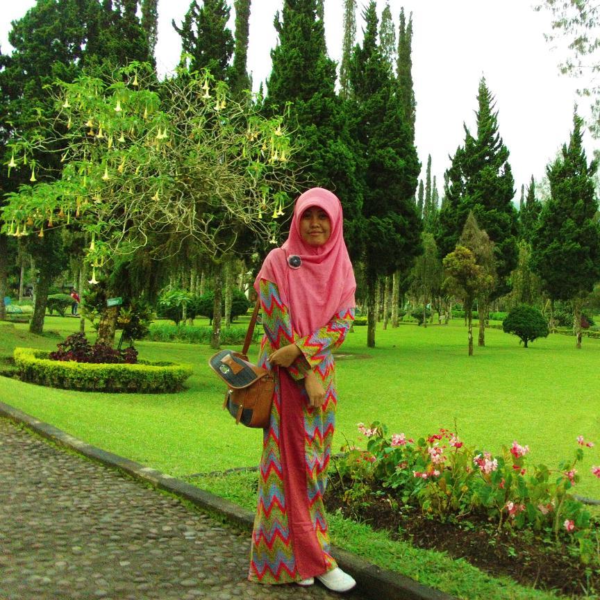 Santika Sudirmaji (@Aya_Santika) | Twitter