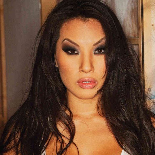 Asa Akira On Twitter Justin Bieber Looks Like Miley Cyrus Vgt1kll3f4