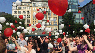 Colbert Balloons Gif