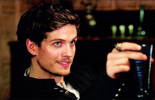 Daniel Sharman Gif
