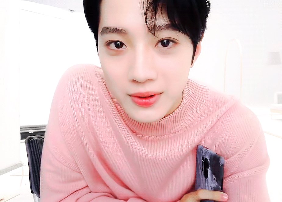 2022 | ACTUALIZACIONES WEIBO STUDIO/MEMO/LULUZHI. / Twitter