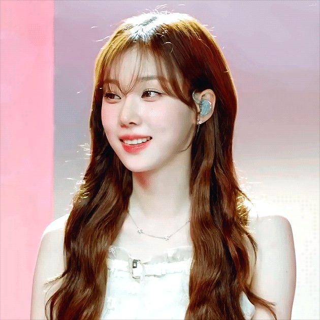 yoplait on Twitter: "☺️ #윈터 #WINTER https://vo.la/EsJ0H"