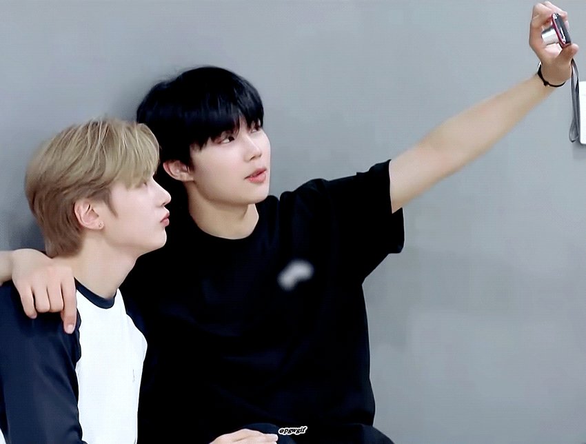 ~츄~☀️ (slow) on Twitter: "[INSTIZ] 230711 HOT under Entertainment: Everything about this ZB1 ...