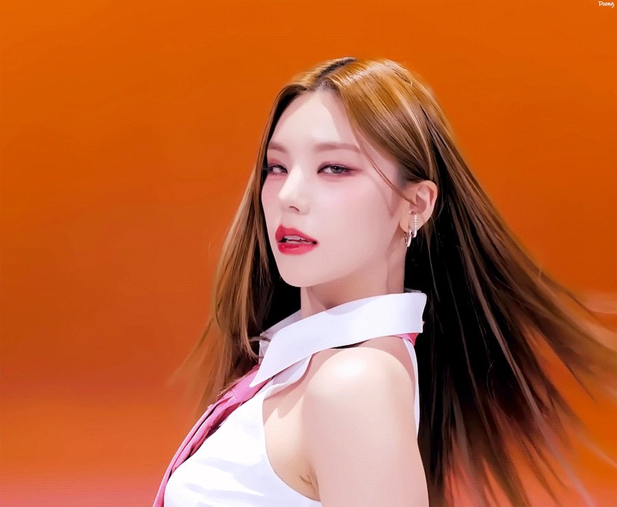 Doong on Twitter: " Album Spoiler https://bit.ly/46VY568 https://bit.ly/3O0ipLd https://bit.ly ...