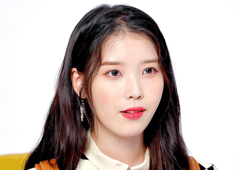 😛 #아이유 #IU https://t.co/GUKewZYaIo #아이유 #iu DEL @iudel0819