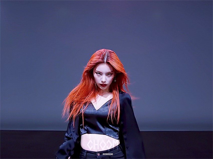 🌼byul🌼 on Twitter: "Yeji’s AOTM reached 40M views before her birthday! 🏻🖤 LEGENDARY AOTM YEJI # ...