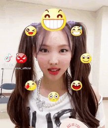 milf🫶 on Twitter: "TWICE Heardle #18 🔊🟩⬜️⬜️⬜️⬜️⬜️ https://t.co/7MC1cKRXSP https://t.co ...