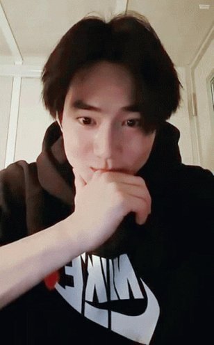 Suho 2022 Gif