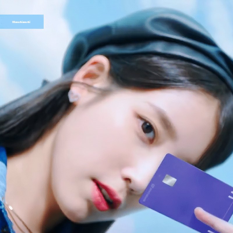 IUmushimushi on Twitter: "#아이유 #IU for Woori Card new I&U card https://s6.gifyu.com/images ...