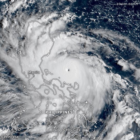 Zoom Earth on Twitter: "Recent satellite view of Super Typhoon #Noru (#KardingPH) over the # ...