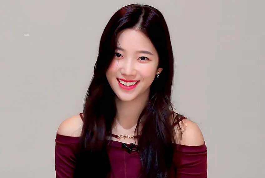 note on Twitter: "#카즈하 #KAZUHA https://bit.ly/3F8sn8H https://bit.ly/3UDoWN2"