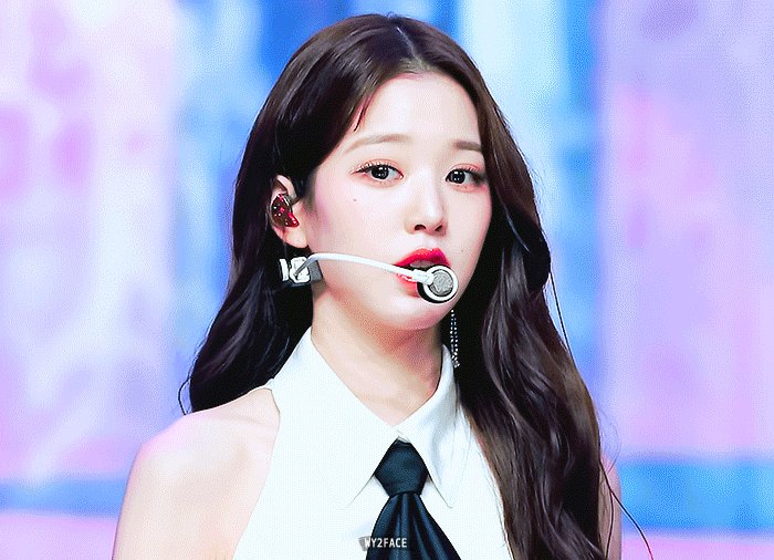 토끼공주🐰 on Twitter: "RT @wy2face: https://bit.ly/3VHT22v https://bit.ly/3GD53St #장원영"