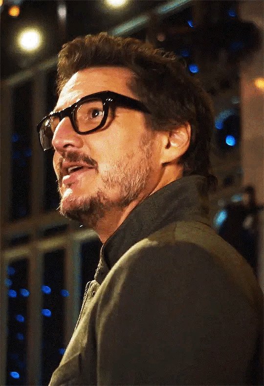 Pedro Pascal Nation on Twitter: "Little Pedro Pascal from Santiago Chile hosting Saturday Night ...