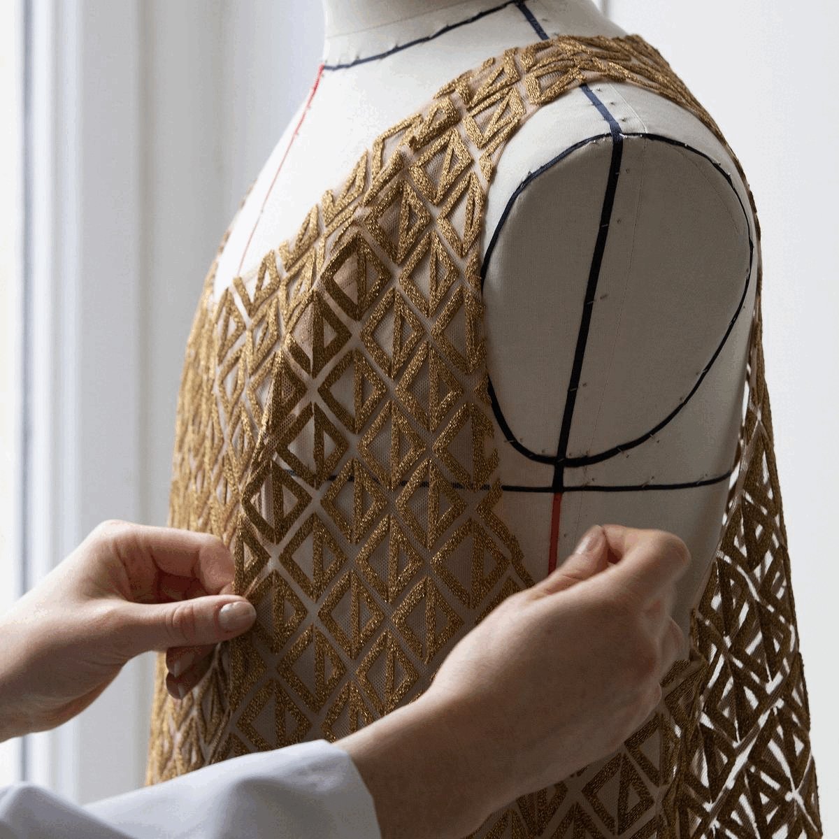 Get an overview of some of the #DiorSavoirFaire present in # ...