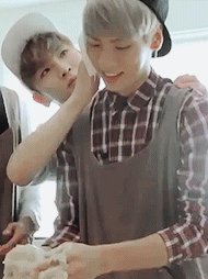 𝖈𝖞𝖇𝖊𝖗 𝖌𝖔𝖙𝖍 𝖋𝖗𝖊𝖆𝖐𝖘 🥽🦇 on Twitter: "please qrt with your fave jongkey moments ♥️ we need more ...