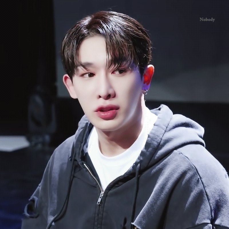 🌘WₑₙₑₑMₒₒₙ 🌒Fan Account on Twitter: "RT @0w301: 230204 오호호 Everyday Christmas 콘서트 비하인드 #원호 ...