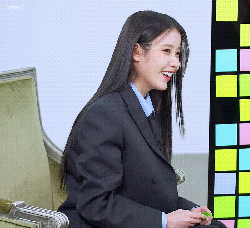 하퍼스바자 포스트 잇 인터뷰 지은씨 대확행 기대할게요🥹 #아이유 #IU https://t.co/c1ERSBP6JD #아이유 #iu 𝘧𝘪𝘳𝘦𝘧𝘭𝘺 @ff__516