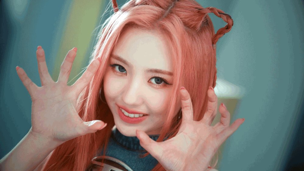 Kep1er Charts on Twitter: ".@official_kep1er’s “Giddy” is now trending at #30 on YouTube South ...