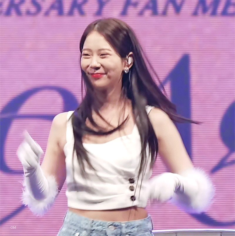 ᴇᴜɴᴊɪʜʏᴏʀɪ🍸;boa on Twitter: "RT @goldmine0118: #카라 #KARA #한승연 #한승연애 https://img1.daumcdn.net ...