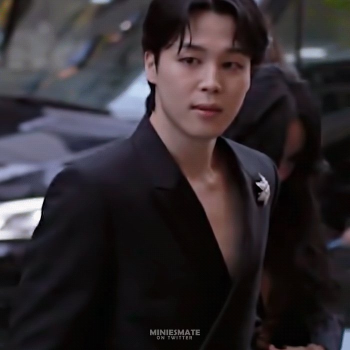 jimin gifs on Twitter: "RT @miniesmate: ⇝ http://bit.ly/3VfQmug #JIMIN #지민 #BTS @BTS_twt"