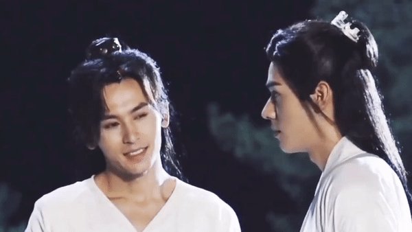 Zhang Zhehan o'Clock on Twitter: "#ZhangZhehan #张哲瀚 #GongJun #龚俊 #LLD #俊哲 #浪浪钉"