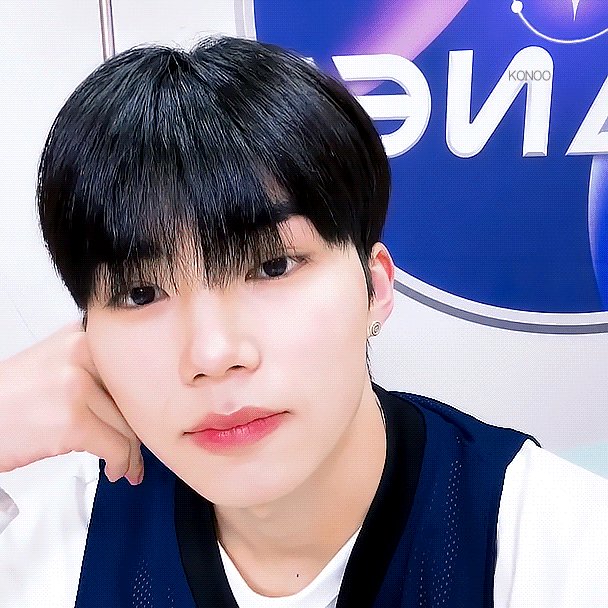 KONOO on Twitter: "🙂https://vo.la/2z4NG 🆗https://vo.la/ja7xN #박건욱 #ZB1"