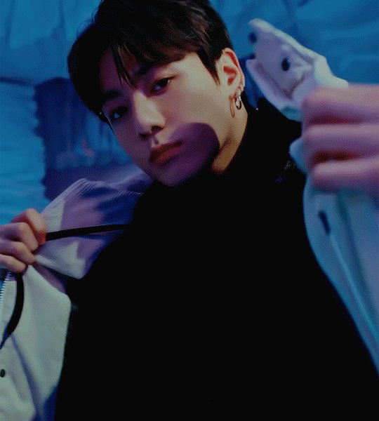 💿ᴾʳᵒᵒᶠxxx10tacion⁷🃏 FACE D-DAY TakeTwo on Twitter: "RT @RadioBTS_Spain: RT = 1 Voto Escribe como ...