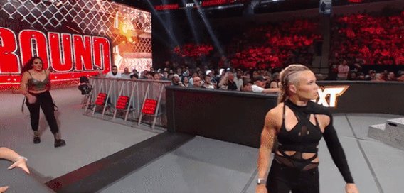 N O A H on Twitter: "And don’t ever do some stupid shit like that ever again @taylorswift13"