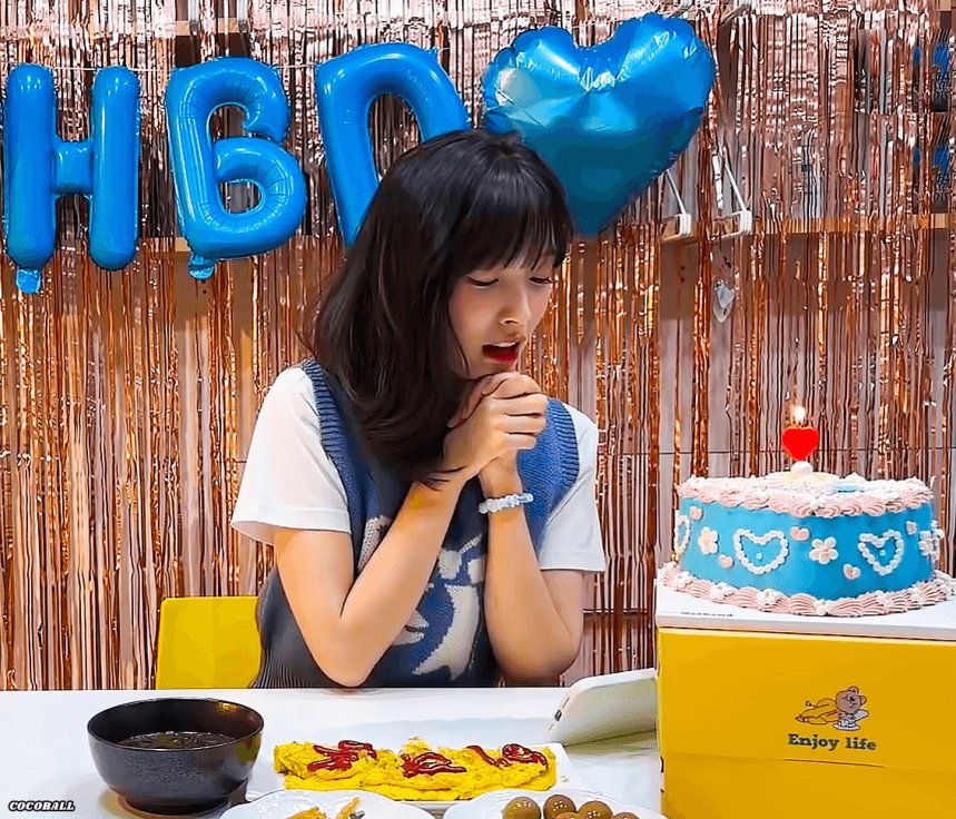 코코볼L on Twitter: "230617 #아린 #오마이걸 Down : http://cocoball0618.tistory.com/740"