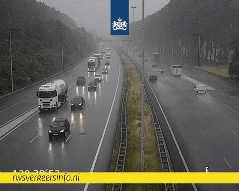 Rijkswaterstaat Verkeersinformatie on Twitter: "@Constan47275153 Wij zagen het via de camera's ...